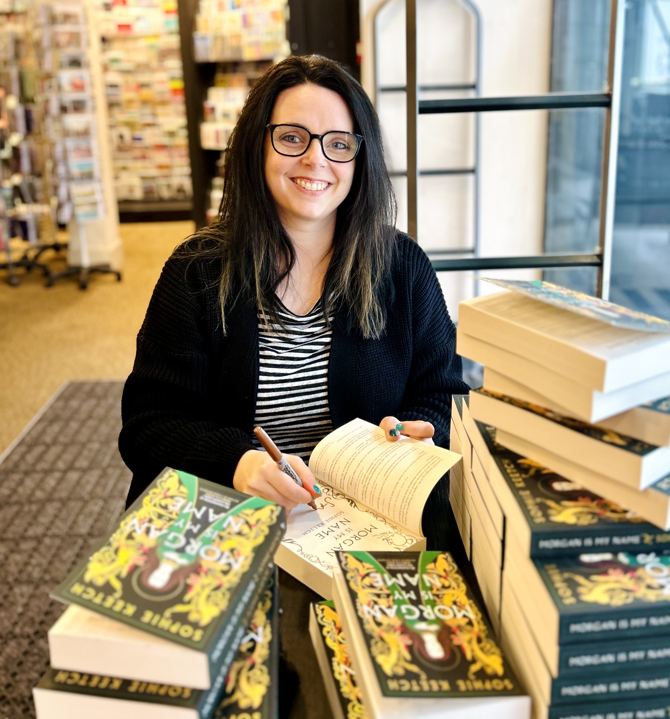 About – Sophie Keetch – Author